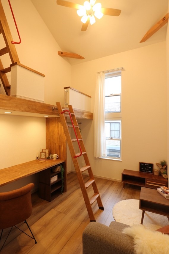 Interior-Coordinator - Using Colors to Showcase your Apartment